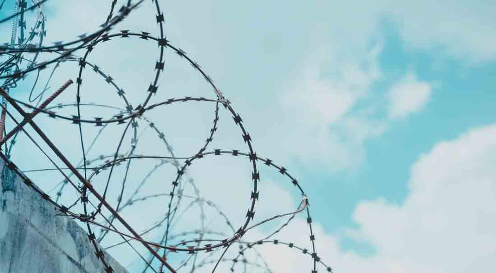 Man caught with nearly 6 pounds of methamphetamine is sentenced to ...